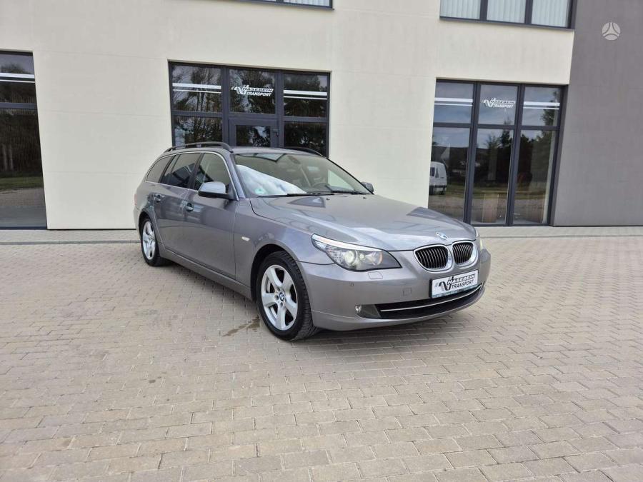 Pelēks BMW 525 2010 Marijampole, ar dzinēja tilpumu 2.99 L un nobraukumu 322 tūkst. km par 4500 €, foto 4 vietnē AUTOMOTO.COM.LV