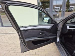 Pelēks BMW 525 2010 Marijampole, ar dzinēja tilpumu 2.99 L un nobraukumu 322 tūkst. km par 4500 €, foto 10 vietnē AUTOMOTO.COM.LV