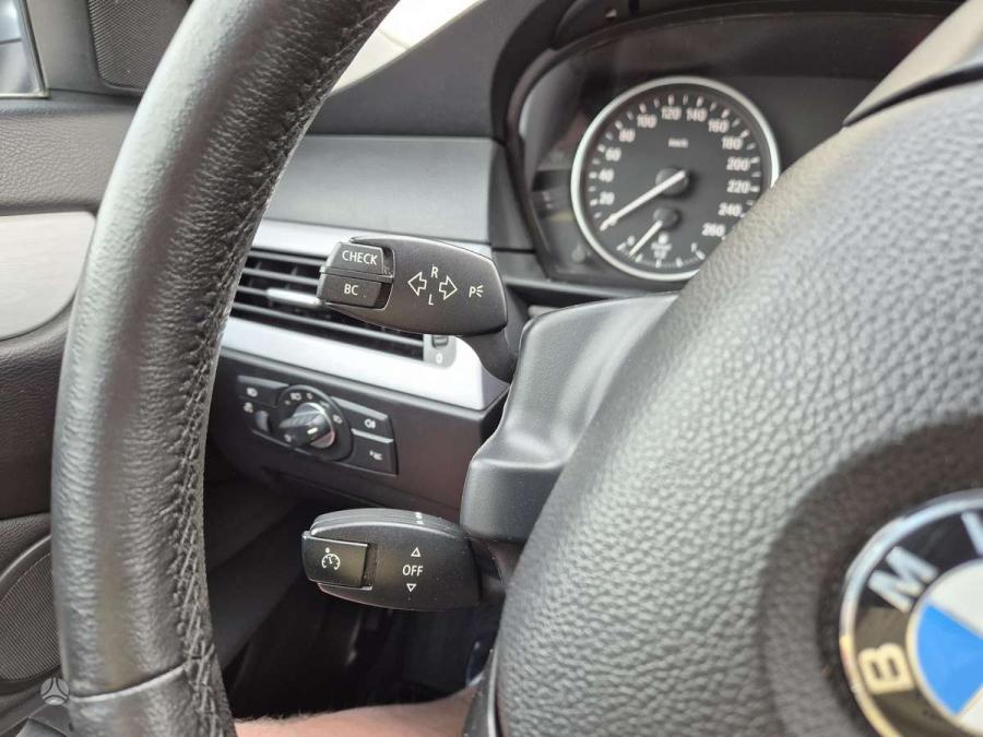 Pelēks BMW 525 2010 Marijampole, ar dzinēja tilpumu 2.99 L un nobraukumu 322 tūkst. km par 4500 €, foto 15 vietnē AUTOMOTO.COM.LV
