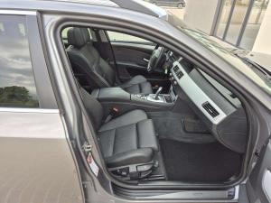 Pelēks BMW 525 2010 Marijampole, ar dzinēja tilpumu 2.99 L un nobraukumu 322 tūkst. km par 4500 €, foto 25 vietnē AUTOMOTO.COM.LV