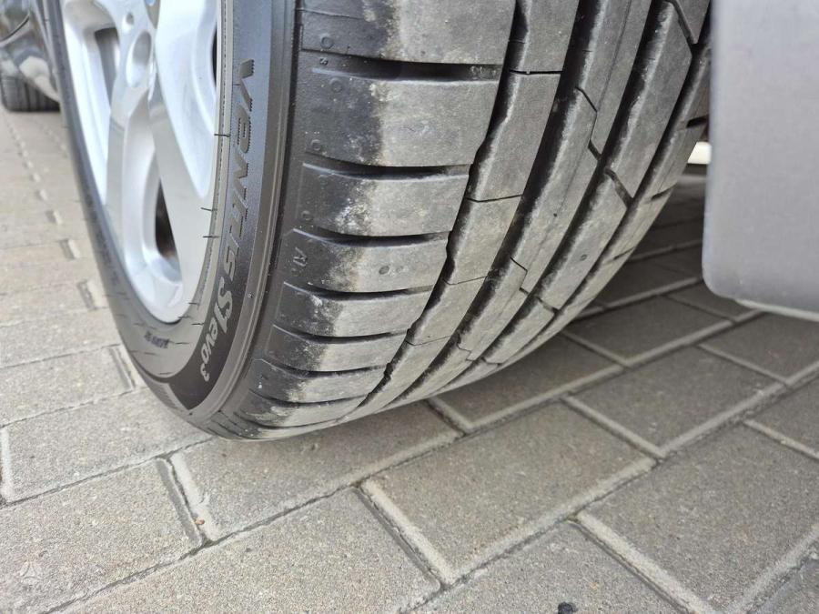 Pelēks BMW 525 2010 Marijampole, ar dzinēja tilpumu 2.99 L un nobraukumu 322 tūkst. km par 4500 €, foto 29 vietnē AUTOMOTO.COM.LV