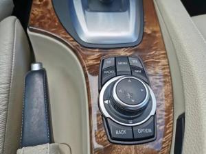 Pelēks BMW 525 2010 Kuldīga, ar dzinēja tilpumu 3.00 L un nobraukumu 221 tūkst. km par 7500 €, foto 19 vietnē AUTOMOTO.COM.LV