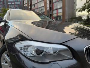 Pelēks BMW 525 2010 Rīga, ar dzinēja tilpumu 3.00 L un nobraukumu 346 tūkst. km par 5990 €, foto 3 vietnē AUTOMOTO.COM.LV