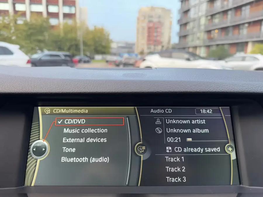 Pelēks BMW 525 2010 Rīga, ar dzinēja tilpumu 3.00 L un nobraukumu 346 tūkst. km par 5990 €, foto 21 vietnē AUTOMOTO.COM.LV