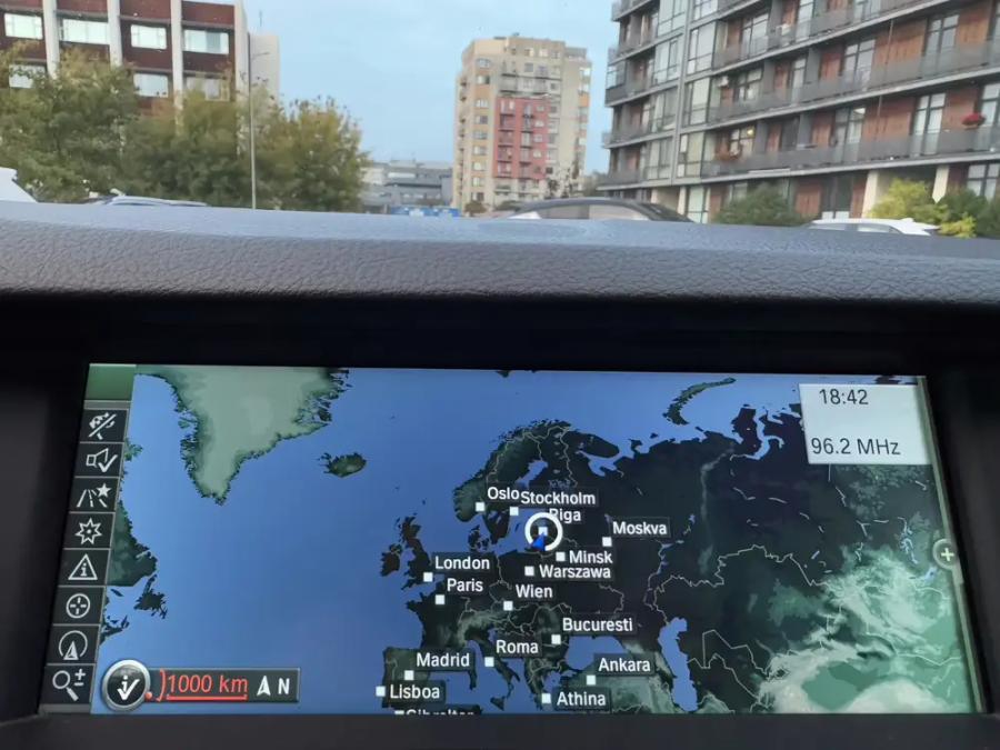 Pelēks BMW 525 2010 Rīga, ar dzinēja tilpumu 3.00 L un nobraukumu 346 tūkst. km par 5990 €, foto 22 vietnē AUTOMOTO.COM.LV