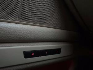 Pelēks BMW 525 2010 Rīga, ar dzinēja tilpumu 3.00 L un nobraukumu 346 tūkst. km par 5990 €, foto 28 vietnē AUTOMOTO.COM.LV