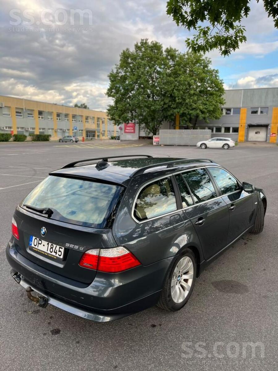 Pelēks BMW 525 2010 Rīga, ar dzinēja tilpumu 3.00 L un nobraukumu 309 tūkst. km par 4699 €, foto 8 vietnē AUTOMOTO.COM.LV