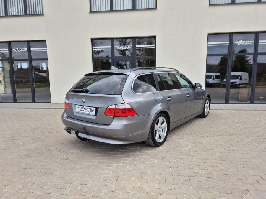 Pelēks BMW 525 2010 Marijampole, ar dzinēja tilpumu 2.99 L un nobraukumu 322 tūkst. km par 4400 €, foto 9 vietnē AUTOMOTO.COM.LV