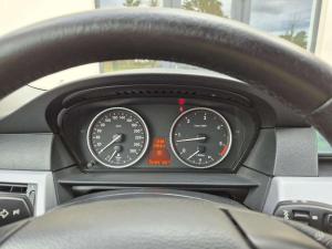 Pelēks BMW 525 2010 Marijampole, ar dzinēja tilpumu 2.99 L un nobraukumu 322 tūkst. km par 4400 €, foto 16 vietnē AUTOMOTO.COM.LV