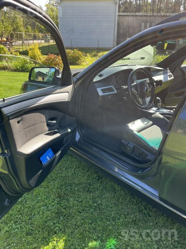 Pelēks BMW 525 2010 Rīga, ar dzinēja tilpumu 3.00 L un nobraukumu 415 tūkst. km par 5000 €, foto 11 vietnē AUTOMOTO.COM.LV