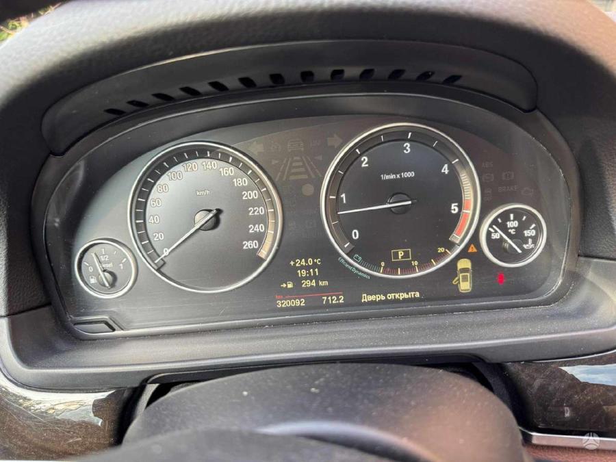 Grey BMW 525 2011 in Vilnius, with an engine capacity of 2.50 L and mileage of 330 thousand km for 9000 €, photo 14 on AUTOMOTO.COM.LV