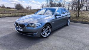 Pelēks BMW 525 2011 Raseiniai, ar dzinēja tilpumu 3.00 L un nobraukumu 341 tūkst. km par 7000 €, foto  vietnē AUTOMOTO.COM.LV