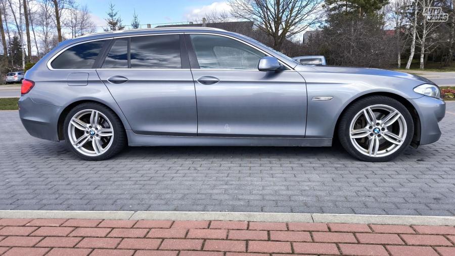 Pelēks BMW 525 2011 Raseiniai, ar dzinēja tilpumu 3.00 L un nobraukumu 341 tūkst. km par 7000 €, foto 12 vietnē AUTOMOTO.COM.LV