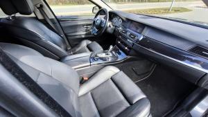 Pelēks BMW 525 2011 Raseiniai, ar dzinēja tilpumu 3.00 L un nobraukumu 341 tūkst. km par 7000 €, foto 18 vietnē AUTOMOTO.COM.LV
