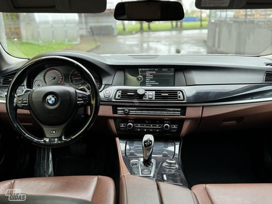 Grey BMW 525 2011 in Vilnius, with an engine capacity of 3.00 L and mileage of 295 thousand km for 9000 €, photo 10 on AUTOMOTO.COM.LV