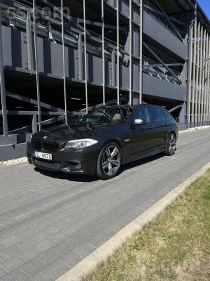 Grey BMW 525 2011 in Riga, with an engine capacity of 3.00 L and mileage of 330 thousand km for 8950 €, photo 5 on AUTOMOTO.COM.LV