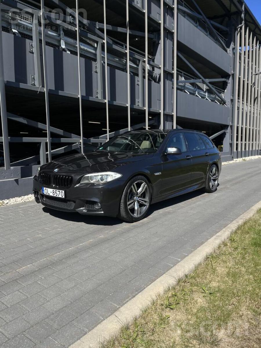 Grey BMW 525 2011 in Riga, with an engine capacity of 3.00 L and mileage of 330 thousand km for 8950 €, photo 5 on AUTOMOTO.COM.LV