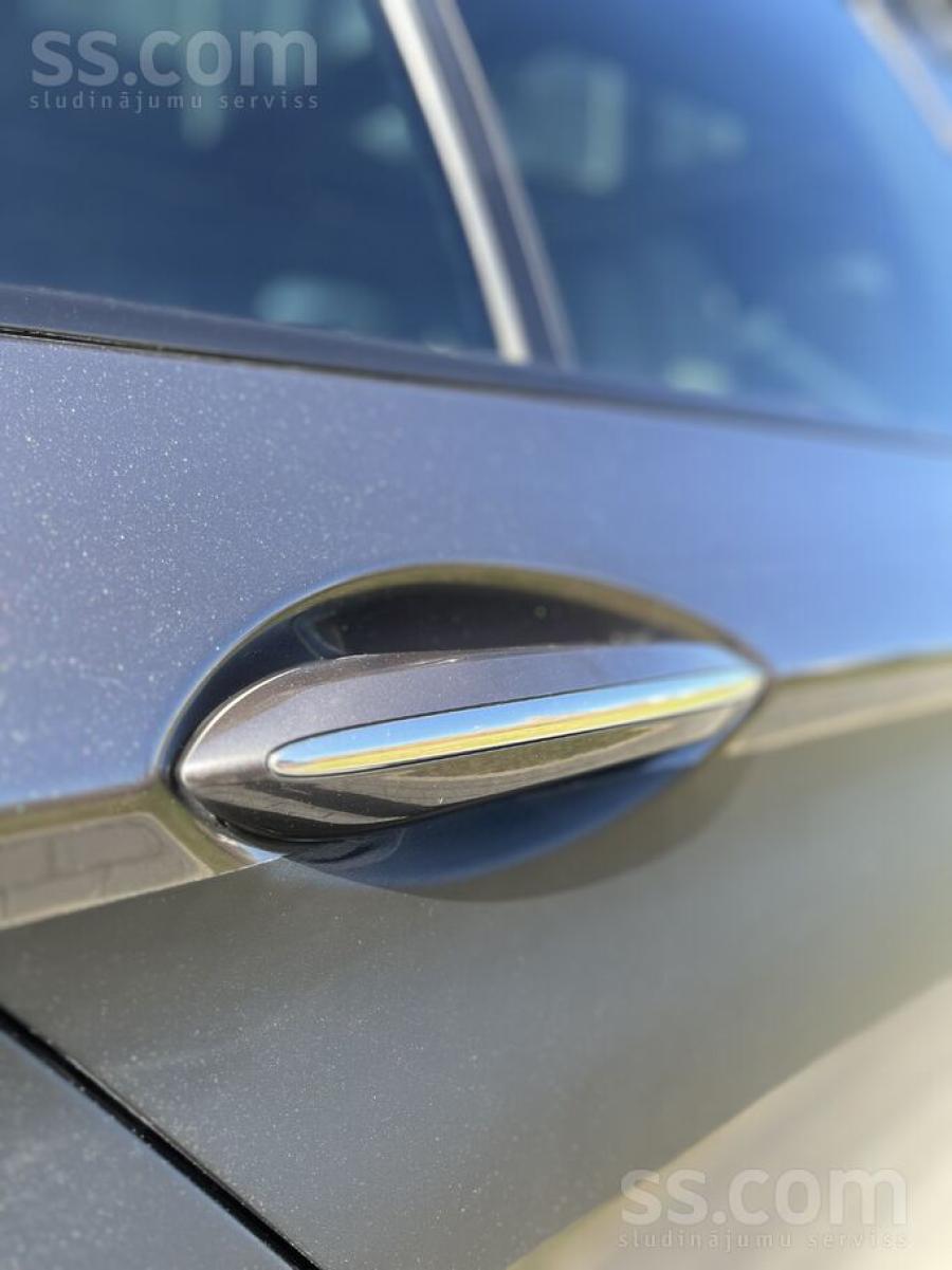 Grey BMW 525 2011 in Riga, with an engine capacity of 3.00 L and mileage of 330 thousand km for 8950 €, photo 14 on AUTOMOTO.COM.LV