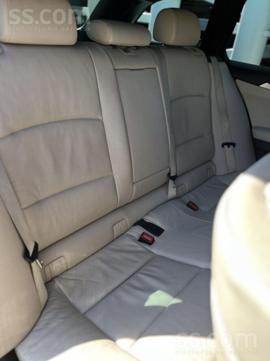 Grey BMW 525 2011 in Riga, with an engine capacity of 3.00 L and mileage of 330 thousand km for 8950 €, photo 24 on AUTOMOTO.COM.LV