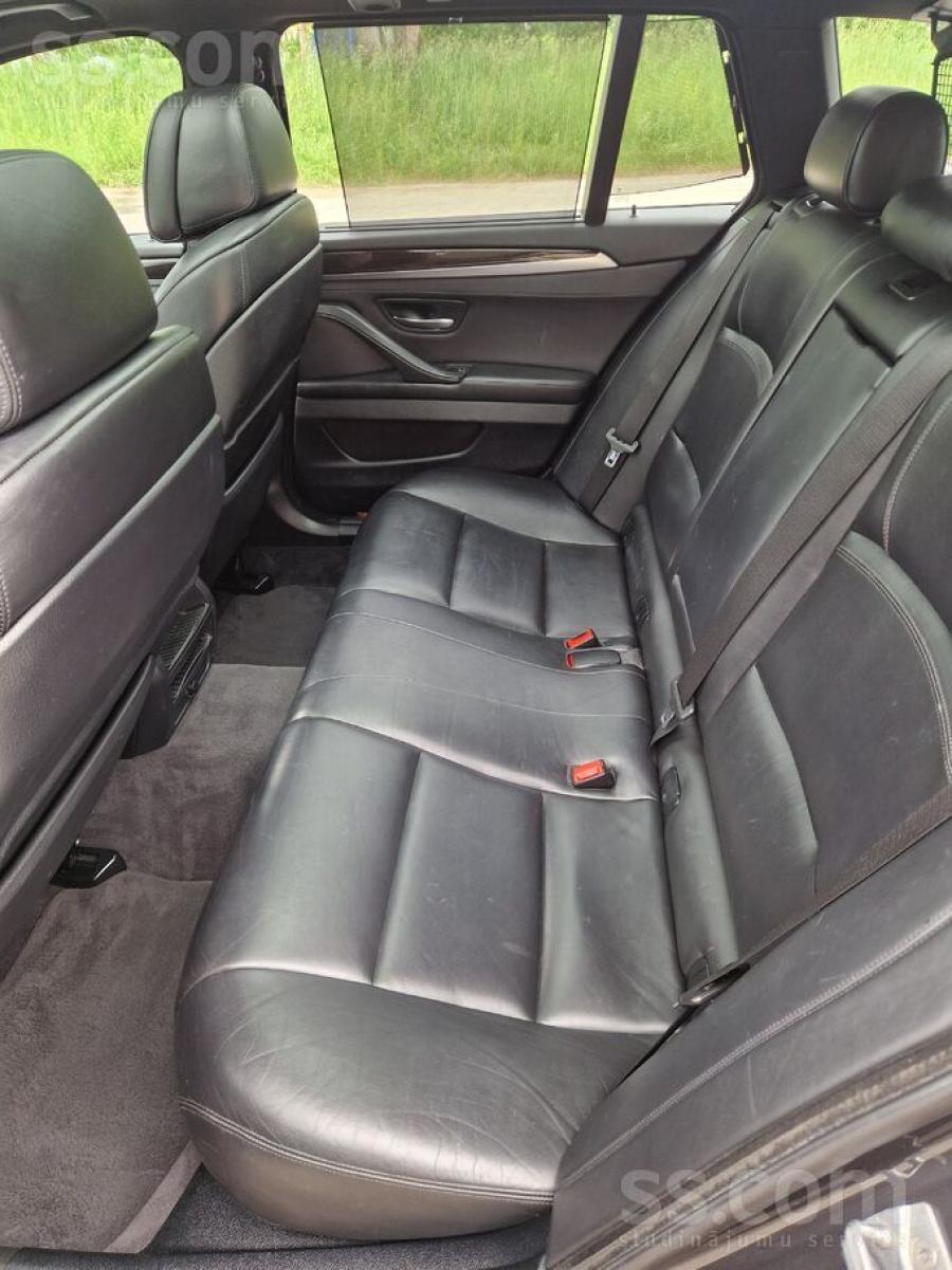 Pelēks BMW 525 2011 Ogre, ar dzinēja tilpumu 3.00 L un nobraukumu 284 tūkst. km par 8900 €, foto 16 vietnē AUTOMOTO.COM.LV