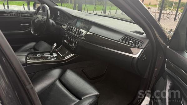 Grey BMW 525 2011 in Ogre, with an engine capacity of 3.00 L and mileage of 360 thousand km for 7650 €, photo 9 on AUTOMOTO.COM.LV