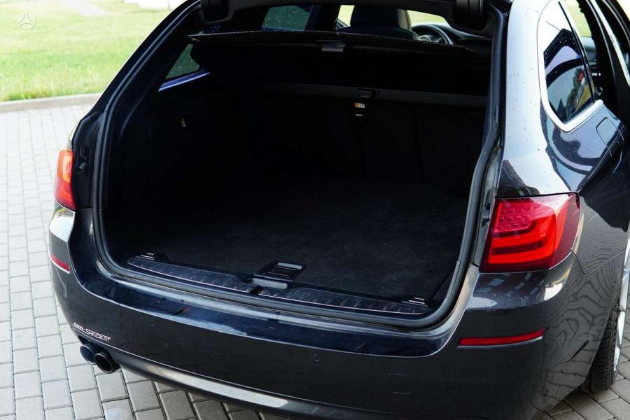 Pelēks BMW 525 2011 Kauņa, ar dzinēja tilpumu 2.99 L un nobraukumu 367 tūkst. km par 5500 €, foto 5 vietnē AUTOMOTO.COM.LV