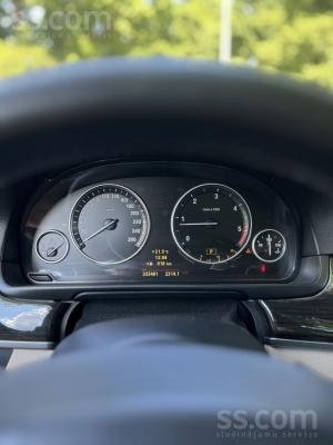 Pelēks BMW 525 2011 Rīga, ar dzinēja tilpumu 3.00 L un nobraukumu 333 tūkst. km par 8950 €, foto 22 vietnē AUTOMOTO.COM.LV