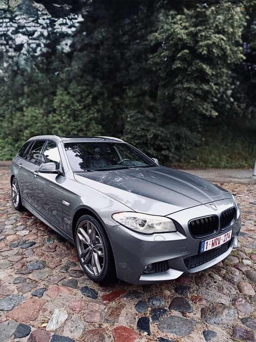 Grey BMW 525 2011 in Utena, with an engine capacity of 2.00 L and mileage of 215 thousand km for 11750 €, photo 1 on AUTOMOTO.COM.LV