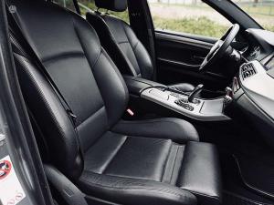 Grey BMW 525 2011 in Utena, with an engine capacity of 2.00 L and mileage of 215 thousand km for 11750 €, photo 19 on AUTOMOTO.COM.LV