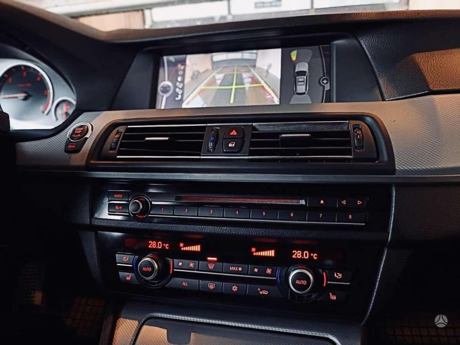 Grey BMW 525 2011 in Utena, with an engine capacity of 2.00 L and mileage of 215 thousand km for 11750 €, photo 34 on AUTOMOTO.COM.LV