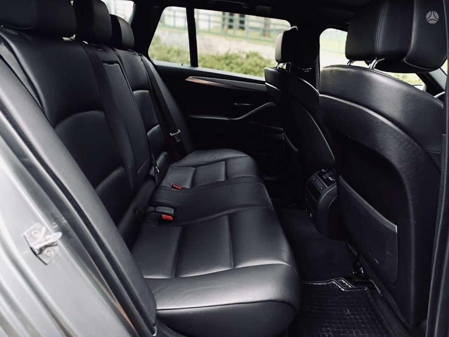 Grey BMW 525 2011 in Utena, with an engine capacity of 2.00 L and mileage of 215 thousand km for 11750 €, photo 47 on AUTOMOTO.COM.LV