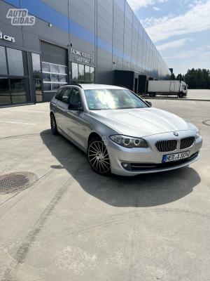 Grey BMW 525 2011 in Panevezys, with an engine capacity of 2.00 L and mileage of 308 thousand km for 7700 €, photo 4 on AUTOMOTO.COM.LV