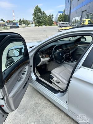 Grey BMW 525 2011 in Panevezys, with an engine capacity of 2.00 L and mileage of 308 thousand km for 7700 €, photo 8 on AUTOMOTO.COM.LV