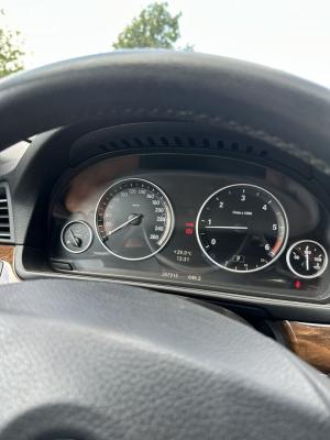 Grey BMW 525 2011 in Panevezys, with an engine capacity of 2.00 L and mileage of 308 thousand km for 7700 €, photo 10 on AUTOMOTO.COM.LV