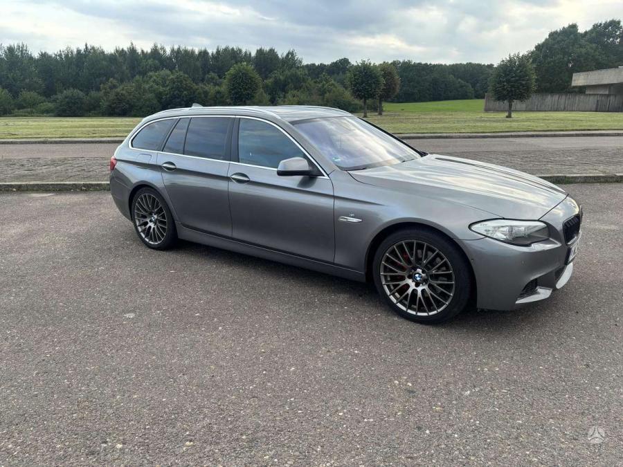 Pelēks BMW 525 2011 Kauņa, ar dzinēja tilpumu 2.99 L un nobraukumu 335 tūkst. km par 10500 €, foto 3 vietnē AUTOMOTO.COM.LV