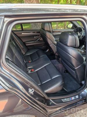 Pelēks BMW 525 2011 Ogre, ar dzinēja tilpumu 3.00 L un nobraukumu 285 tūkst. km par 9300 €, foto 13 vietnē AUTOMOTO.COM.LV