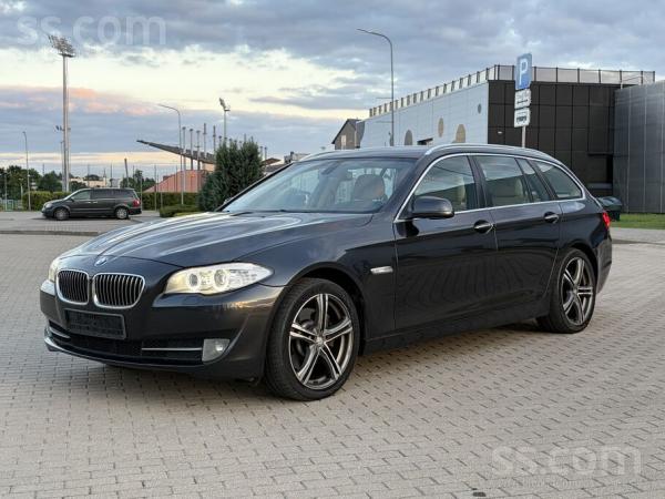 Grey BMW 525 2011 in Riga, with an engine capacity of 2.50 L and mileage of 333 thousand km for 7500 €, photo 1 on AUTOMOTO.COM.LV