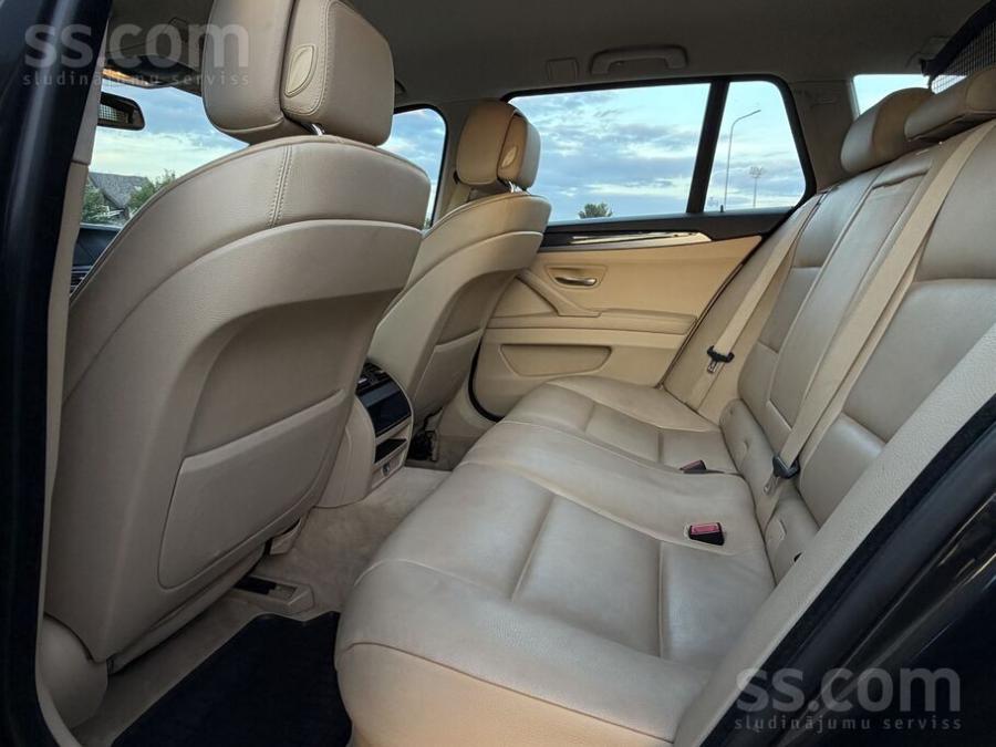 Grey BMW 525 2011 in Riga, with an engine capacity of 2.50 L and mileage of 333 thousand km for 7500 €, photo 12 on AUTOMOTO.COM.LV