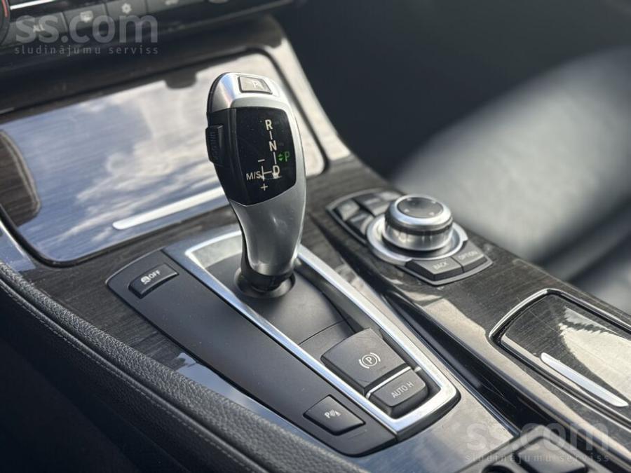 Grey BMW 525 2011 in Riga, with an engine capacity of 3.00 L and mileage of 0 thousand km for 5900 €, photo 6 on AUTOMOTO.COM.LV