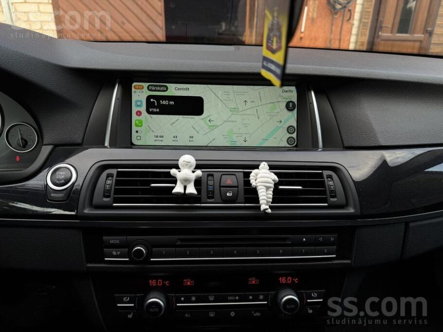 Grey BMW 525 2011 in Valmiera, with an engine capacity of 3.00 L and mileage of 303 thousand km for 8150 €, photo 8 on AUTOMOTO.COM.LV