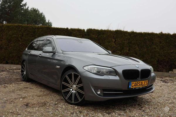 Grey BMW 525 2012 in Alytus, with an engine capacity of 2.00 L and mileage of 284 thousand km for 8900 €, photo 2 on AUTOMOTO.COM.LV