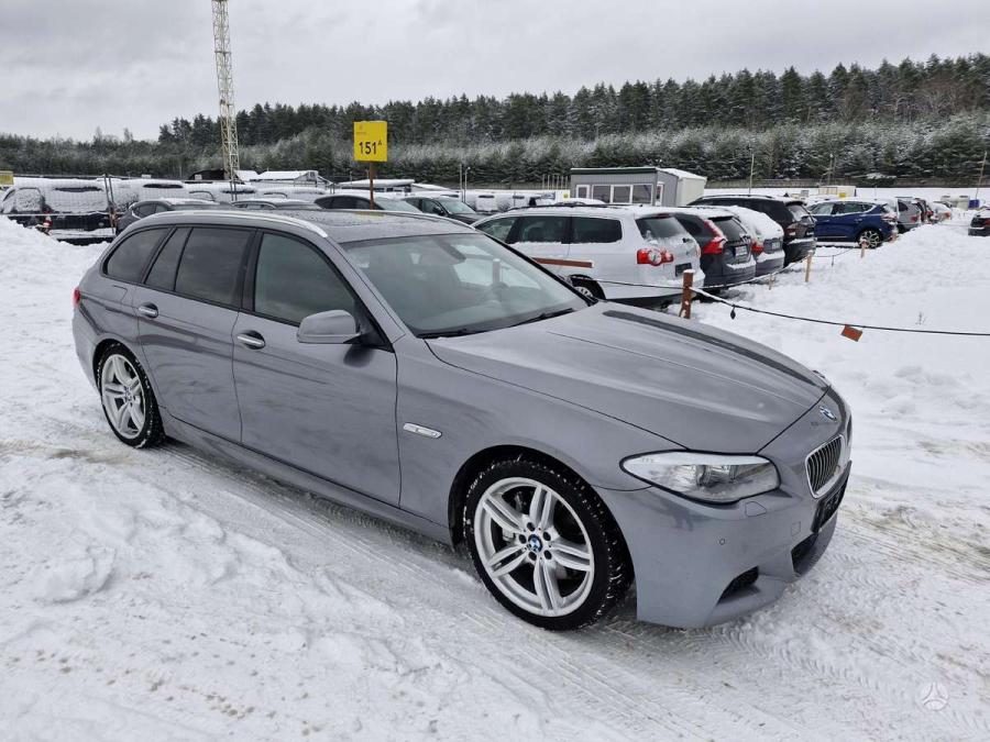 Grey BMW 525 2012 in Vilnius, with an engine capacity of 2.00 L and mileage of 311 thousand km for 9650 €, photo 4 on AUTOMOTO.COM.LV