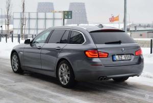 Grey BMW 525 2012 in Vilnius, with an engine capacity of 2.00 L and mileage of 297 thousand km for 7950 €, photo 7 on AUTOMOTO.COM.LV