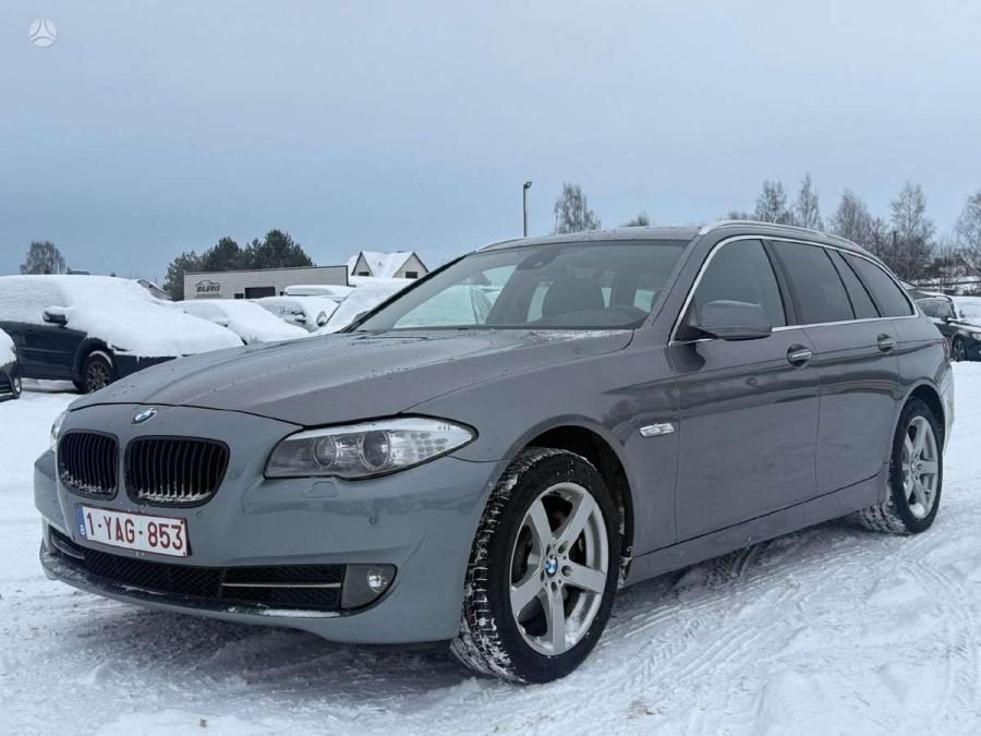 Grey BMW 525 2012 in Utena, with an engine capacity of 2.00 L and mileage of 287 thousand km for 6950 €, photo 2 on AUTOMOTO.COM.LV