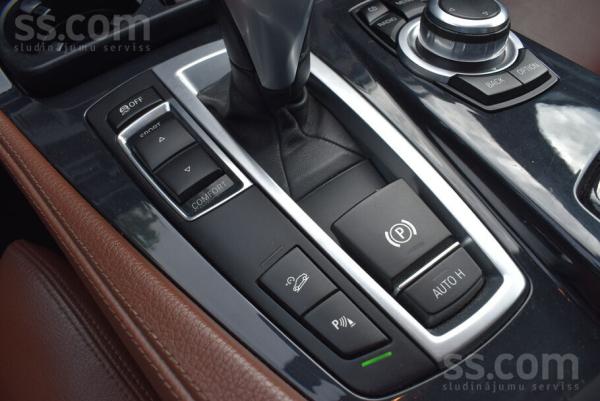 Grey BMW 525 2012 in Kuldiga, with an engine capacity of 2.00 L and mileage of 0 thousand km for 8490 €, photo 9 on AUTOMOTO.COM.LV