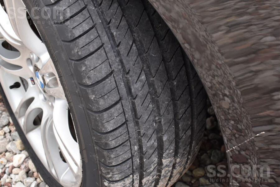 Pelēks BMW 525 2012 Kuldīga, ar dzinēja tilpumu 2.00 L un nobraukumu 0 tūkst. km par 8490 €, foto 27 vietnē AUTOMOTO.COM.LV
