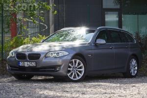 Grey BMW 525 2012 in Riga, with an engine capacity of 2.00 L and mileage of 305 thousand km for 8990 €, photo 3 on AUTOMOTO.COM.LV