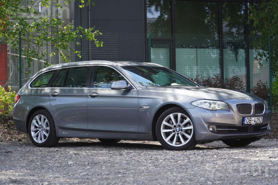 Grey BMW 525 2012 in Riga, with an engine capacity of 2.00 L and mileage of 305 thousand km for 8990 €, photo 7 on AUTOMOTO.COM.LV
