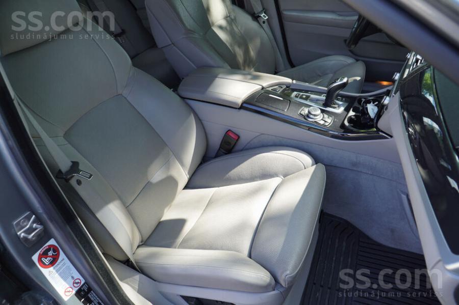 Grey BMW 525 2012 in Riga, with an engine capacity of 2.00 L and mileage of 305 thousand km for 8990 €, photo 12 on AUTOMOTO.COM.LV