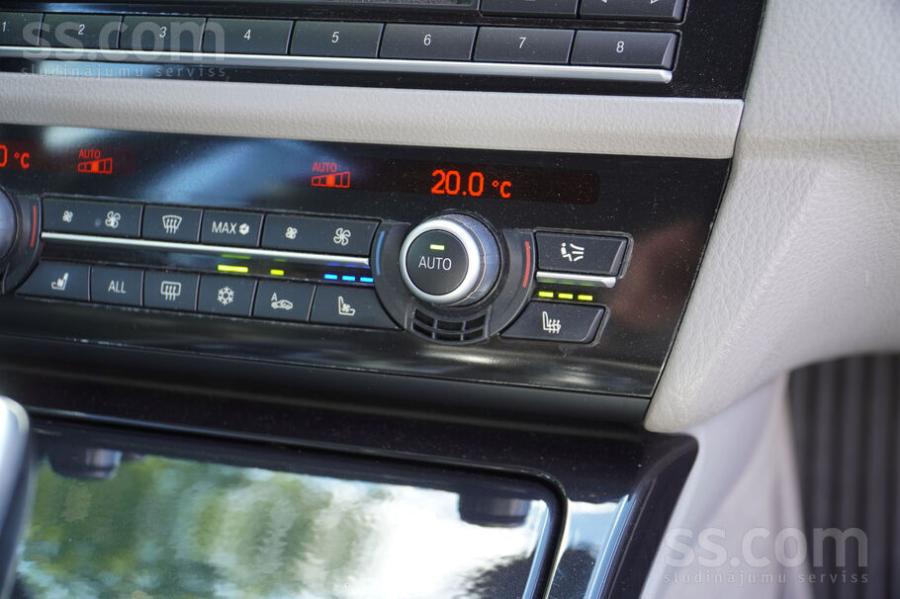 Grey BMW 525 2012 in Riga, with an engine capacity of 2.00 L and mileage of 305 thousand km for 8990 €, photo 15 on AUTOMOTO.COM.LV